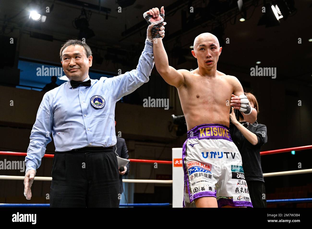 Tokyo, Japan. 10th Jan, 2023. Keisuke Matsumoto won the featherweight 8 Rounds boxing bout at ...