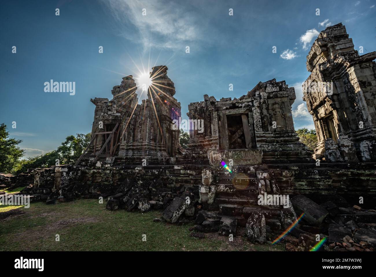 Phnom bok hi-res stock photography and images - Alamy