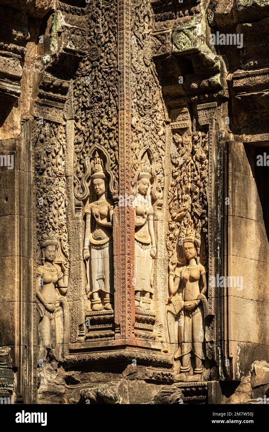 Archeological park temple angkor hi-res stock photography and images ...