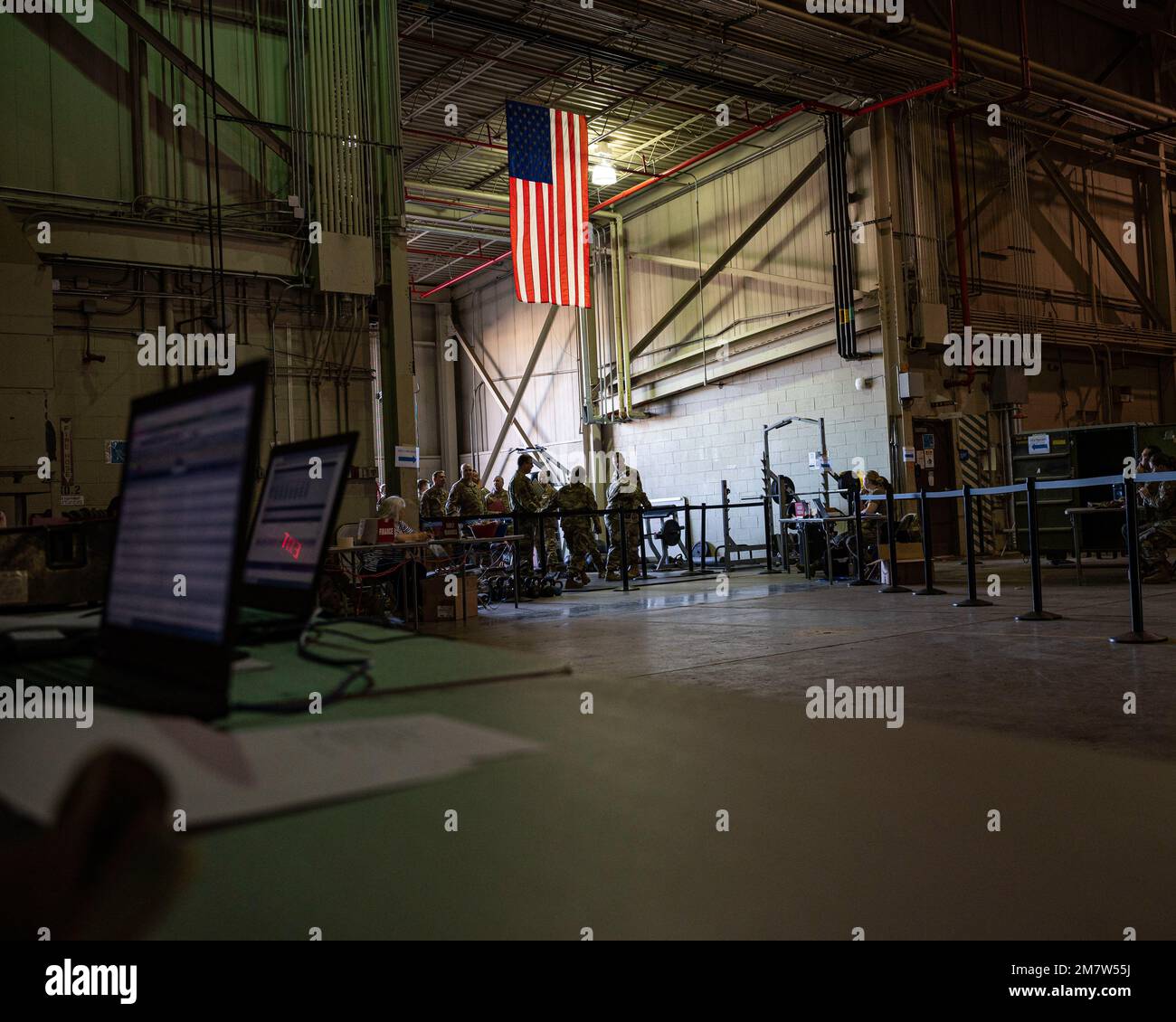 Pennsylvania Air National Guardsmen with the 171st Air Refueling Wing ...