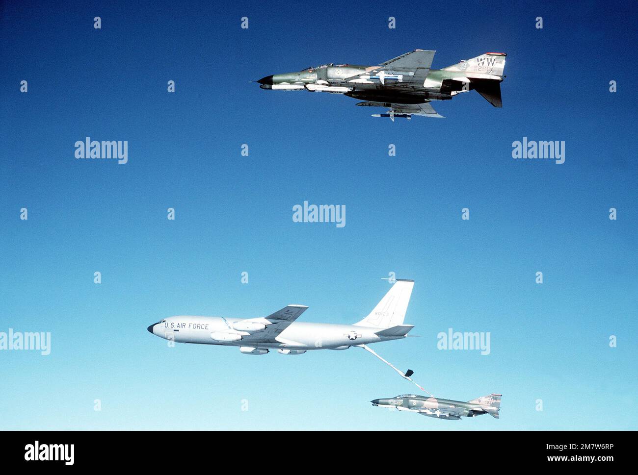 Left side view f 4 phantom hi-res stock photography and images - Alamy