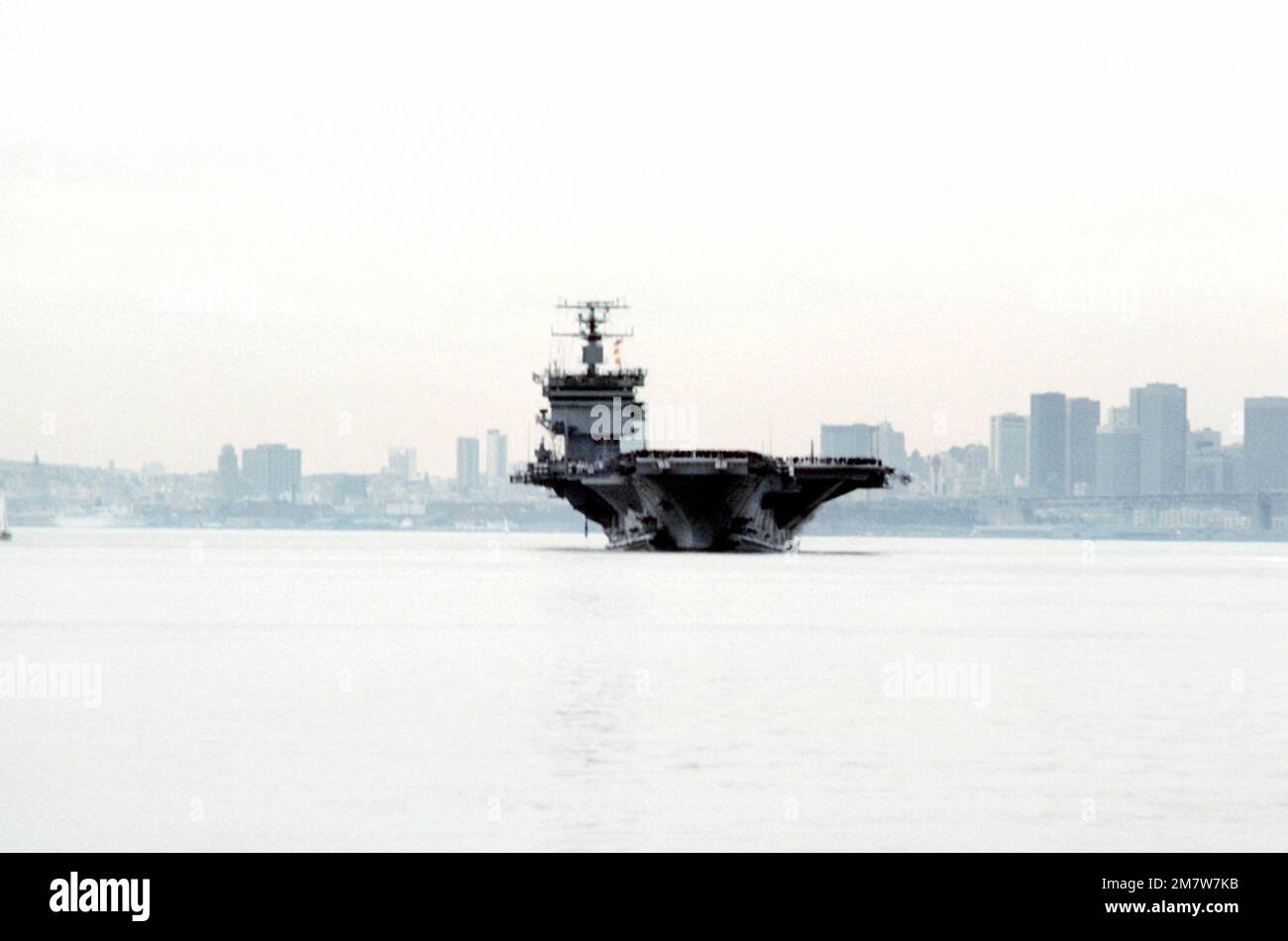 Bow on view of the nuclear-powered aircraft carrier USS ENTERPRISE (CVN ...