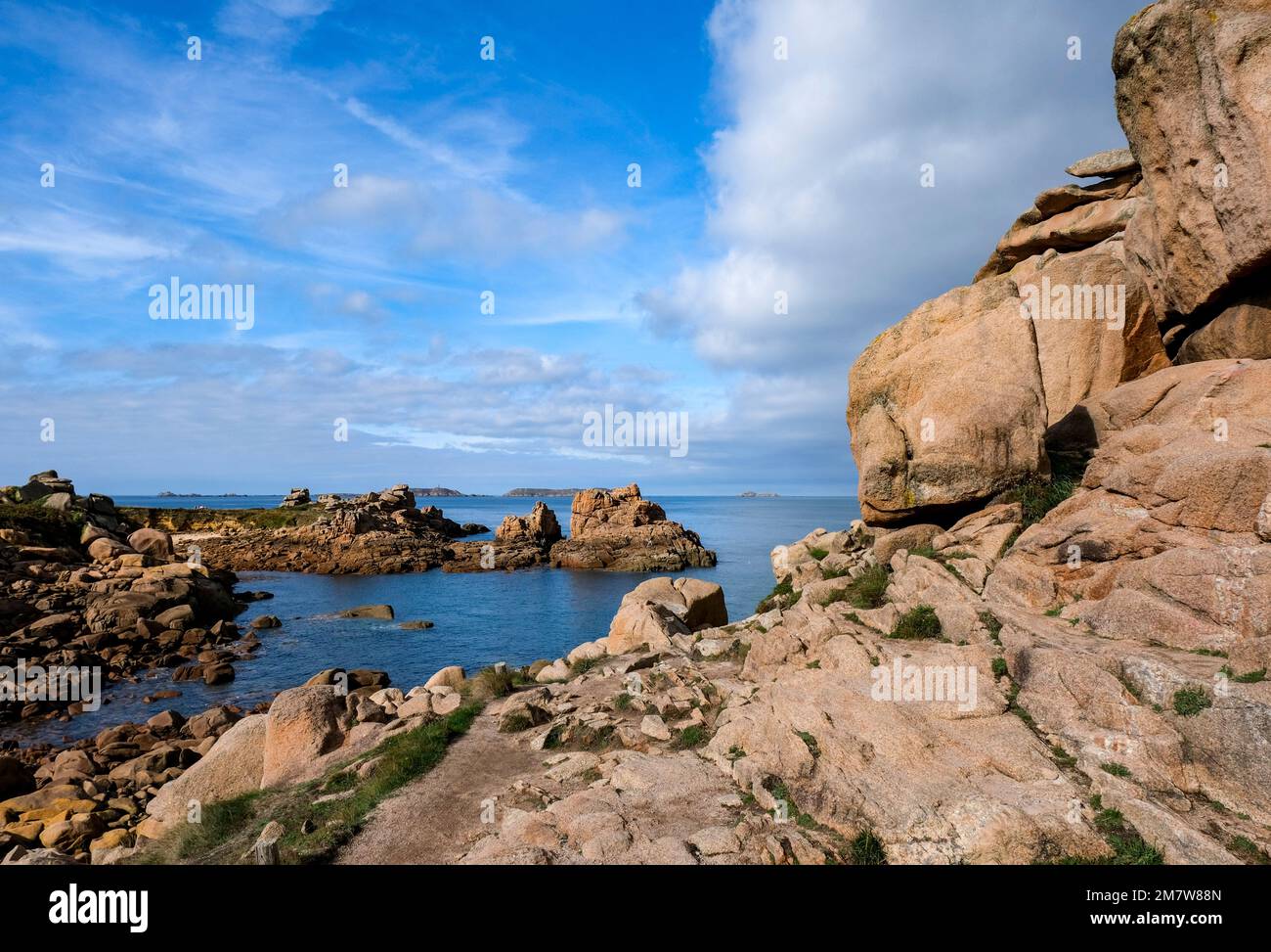 Ploumanach, France. 03rd Oct, 2022. The coastal section Cote de Granit ...
