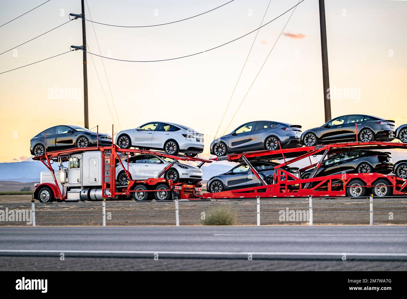 Industrial grade popular big rig white car hauler semi truck tractor ...