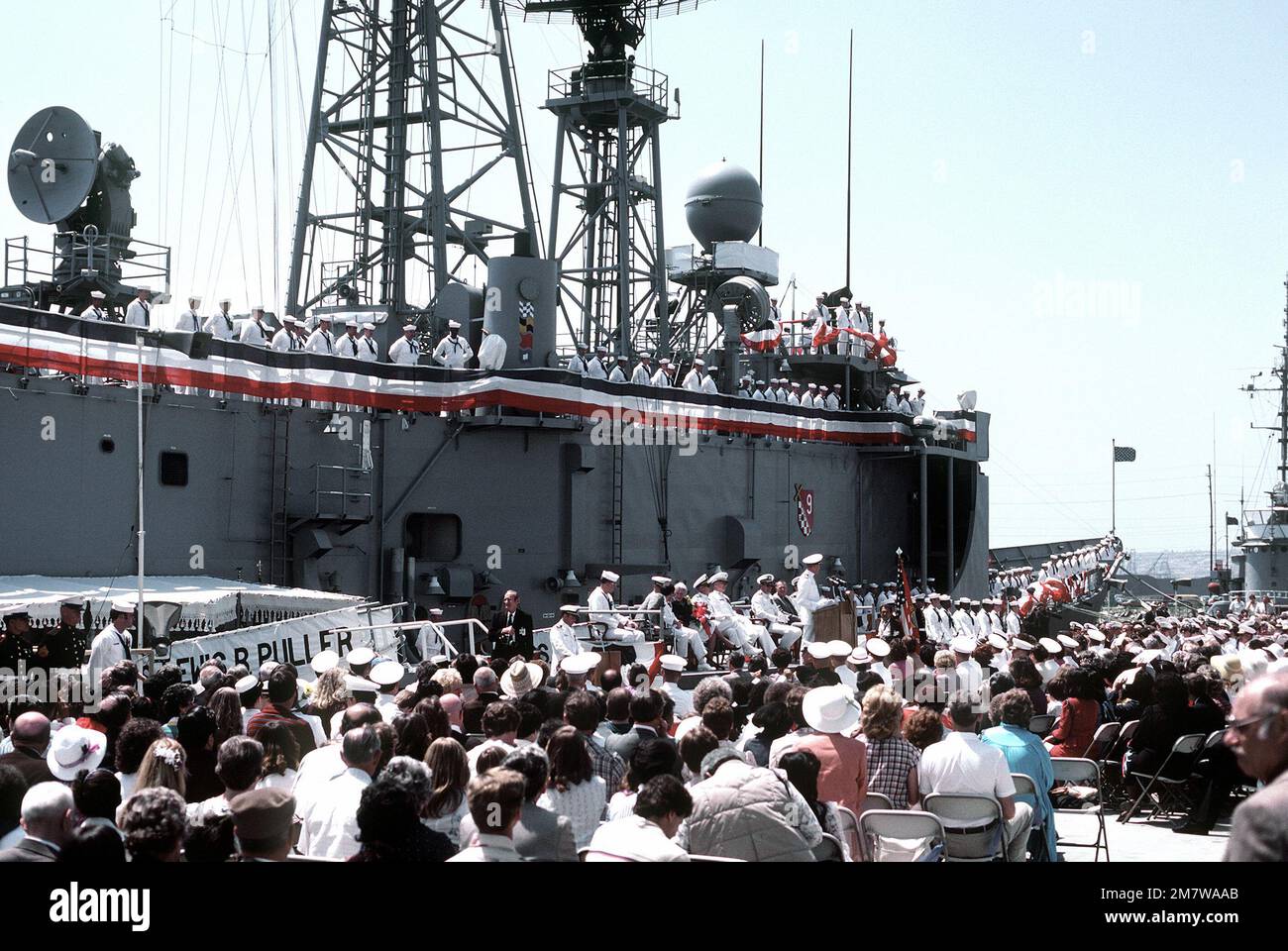 A view of the guided missile frigate USS LEWIS B. PULLER (FFG-23) with ...