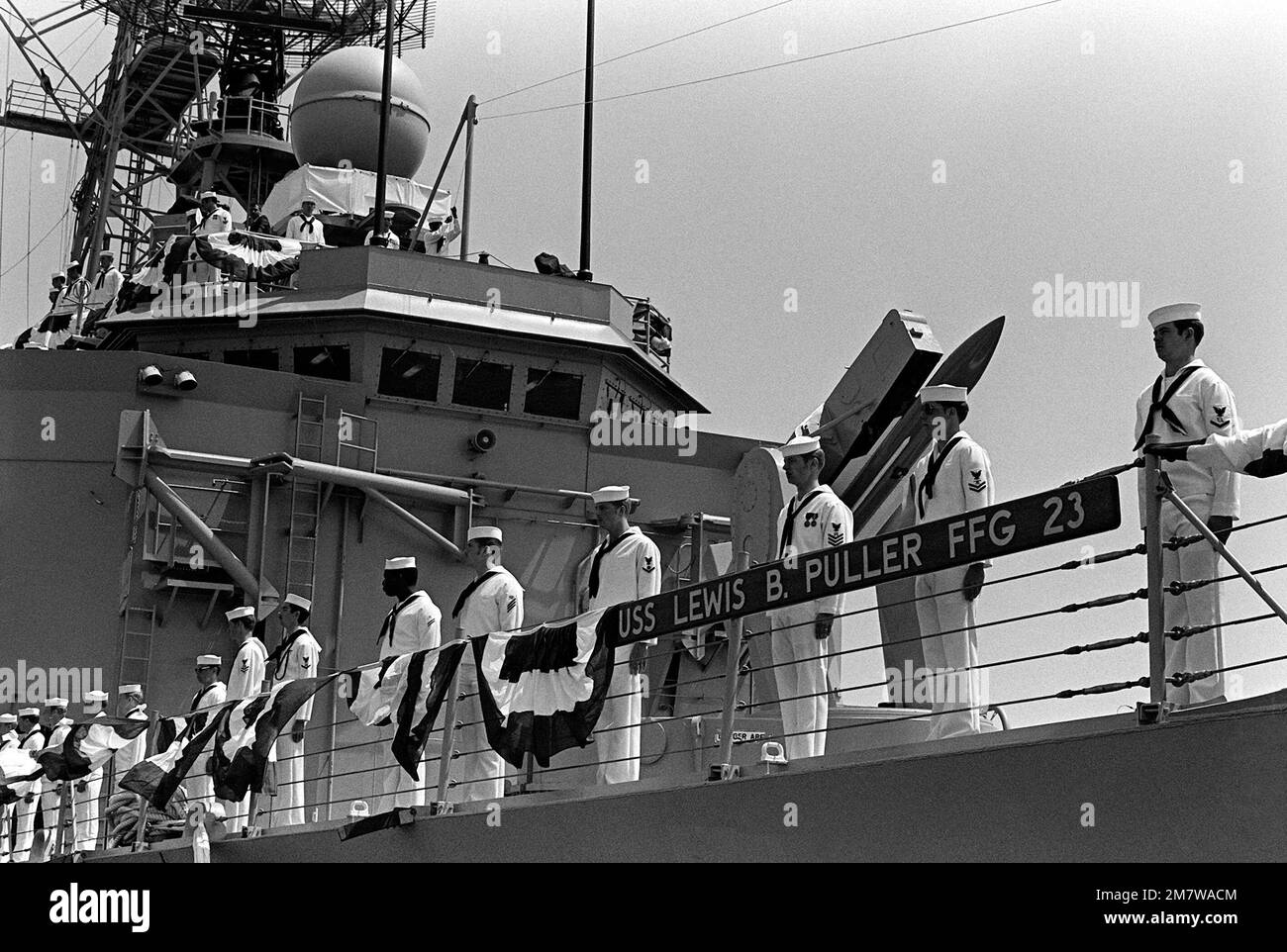 Uss puller Black and White Stock Photos & Images - Alamy