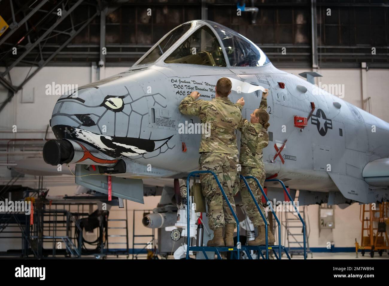 U.S. Airmen with the Indiana Air National Guard, 122nd Fighter Wing ...