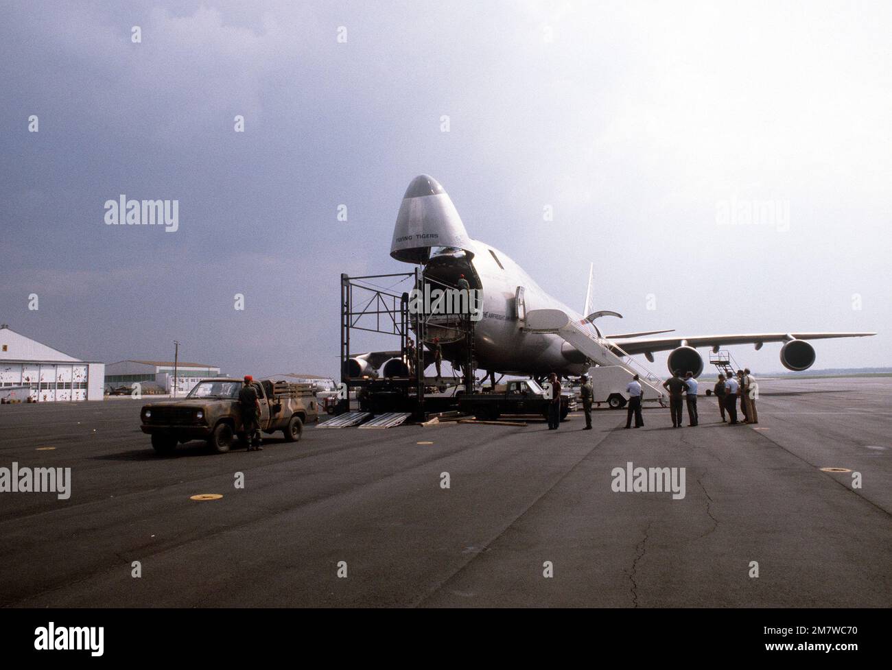 Air cargo nose loader hi-res stock photography and images - Alamy