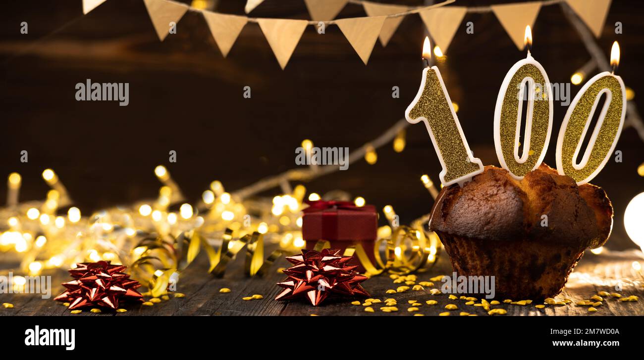 100th birthday card hi-res stock photography and images - Alamy