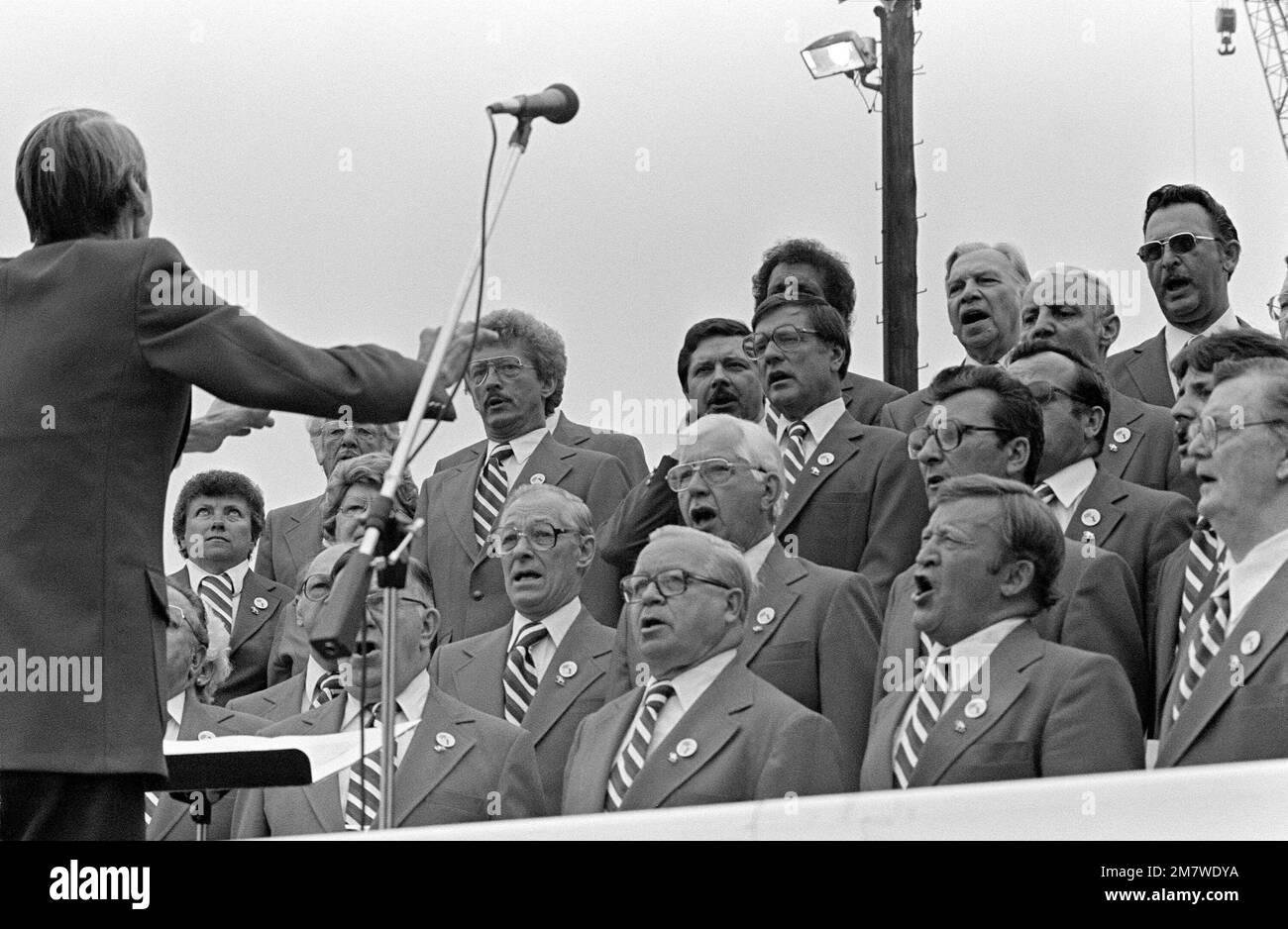 The Chopin Singing Society gives a rendition of the national anthem ...