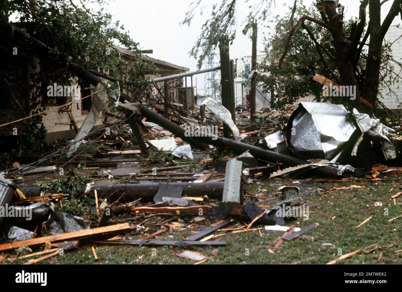 Tornado damage united states air hi-res stock photography and images ...