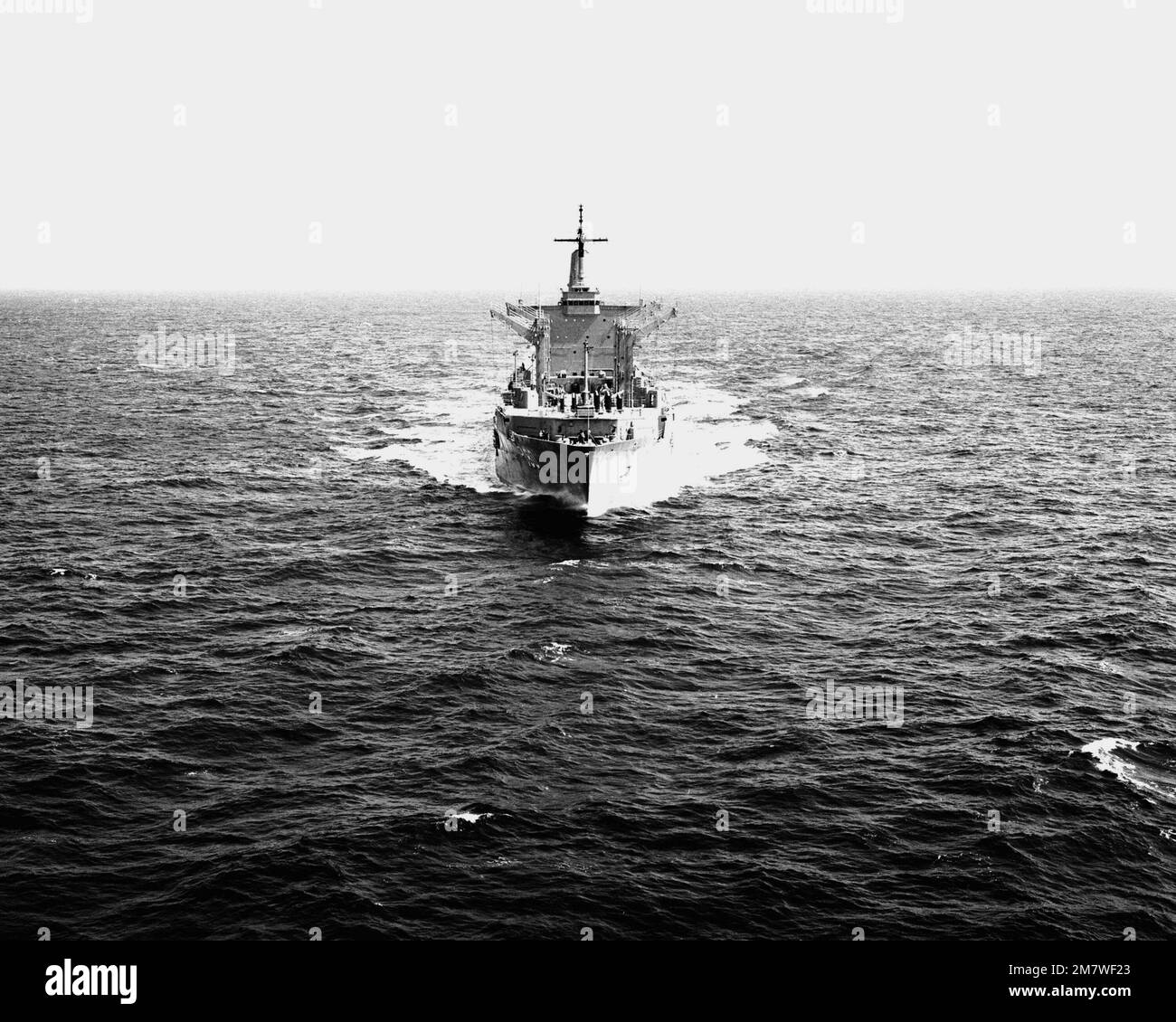 A bow view of the fleet oiler USS WILLAMETTE (AO-180) underway. Country ...