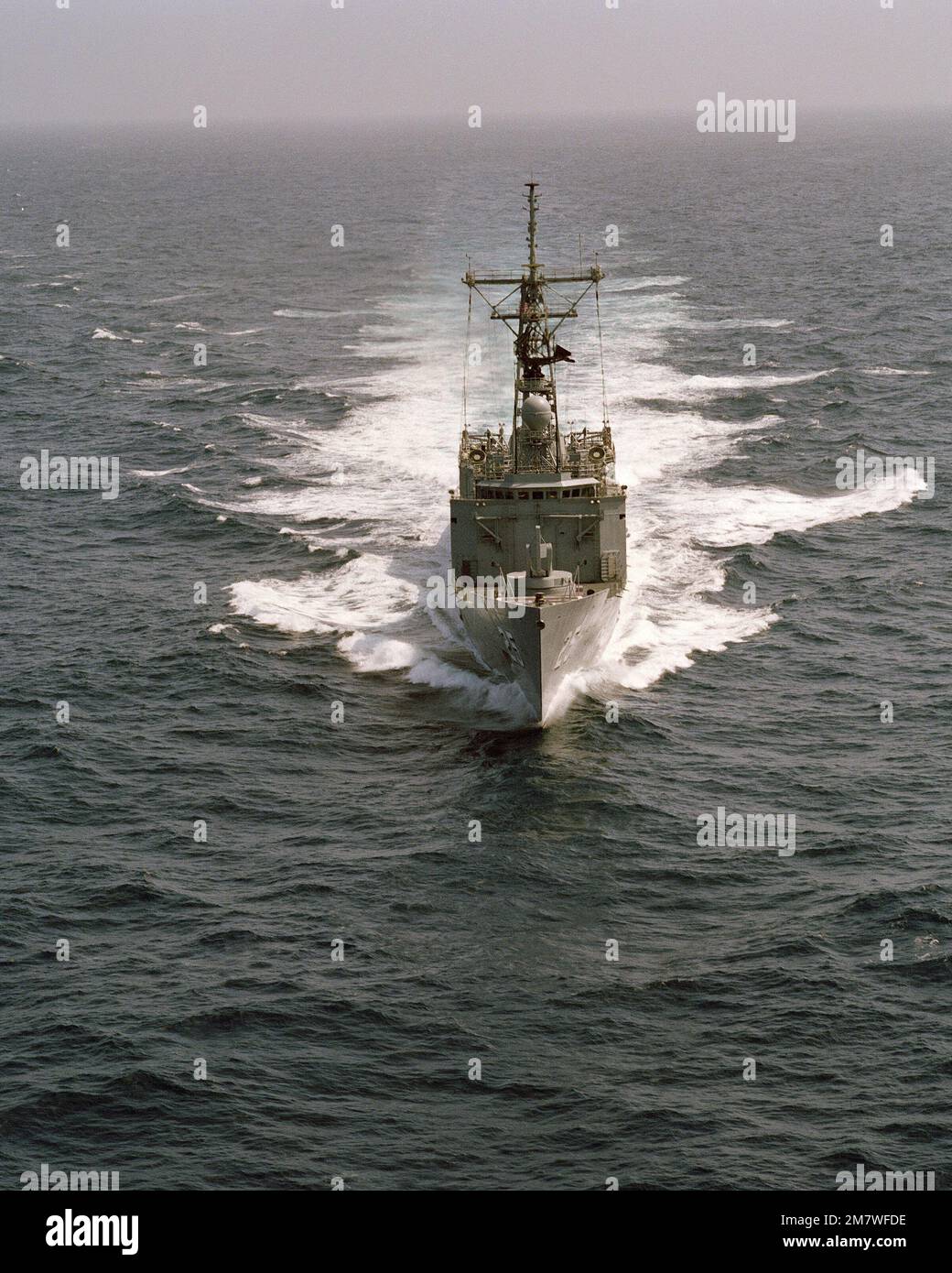 Aerial bow view of the guided missile frigate COPELAND (FFG 25 ...