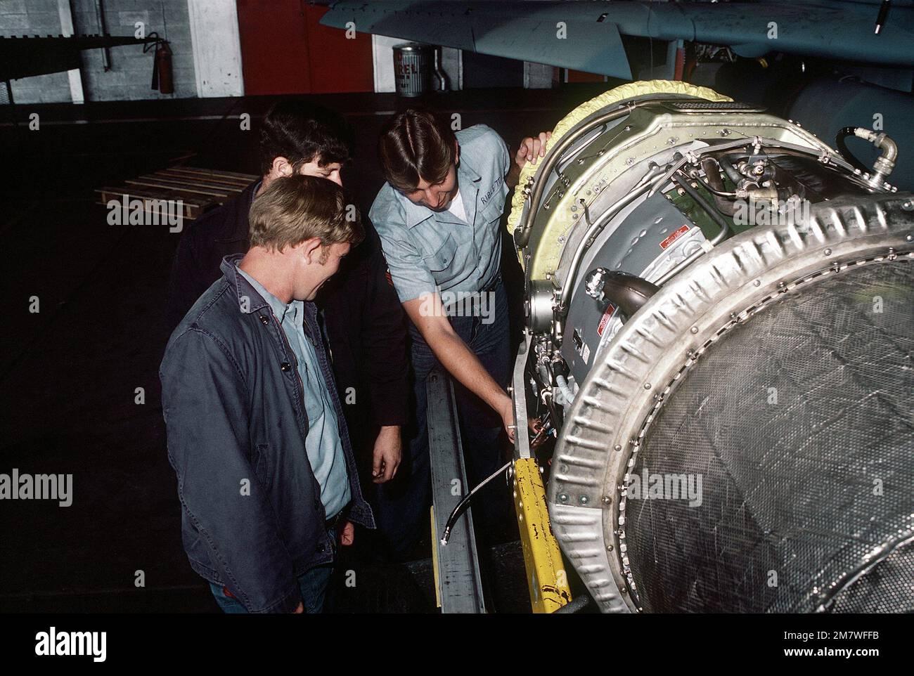 Naval mechanics hi-res stock photography and images - Alamy