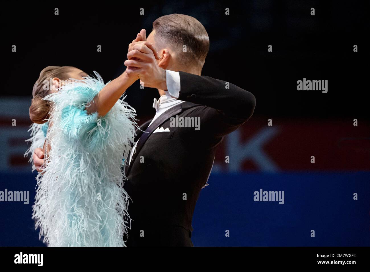 Waltz hi-res stock photography and images - Alamy