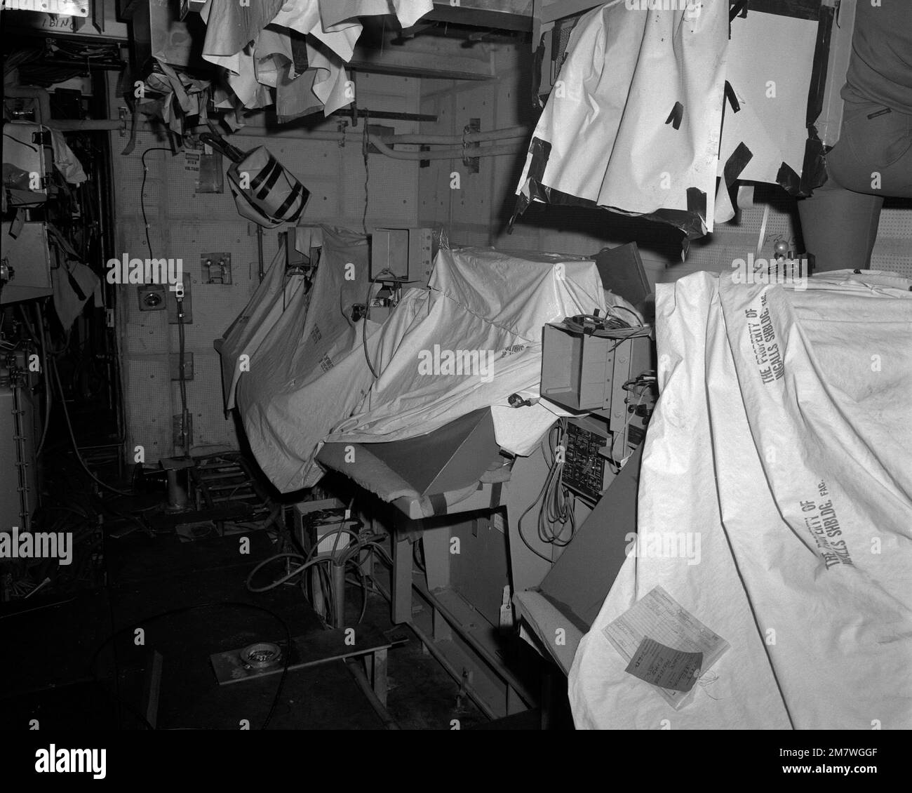 A view of the combat information center aboard the Spruance class ...