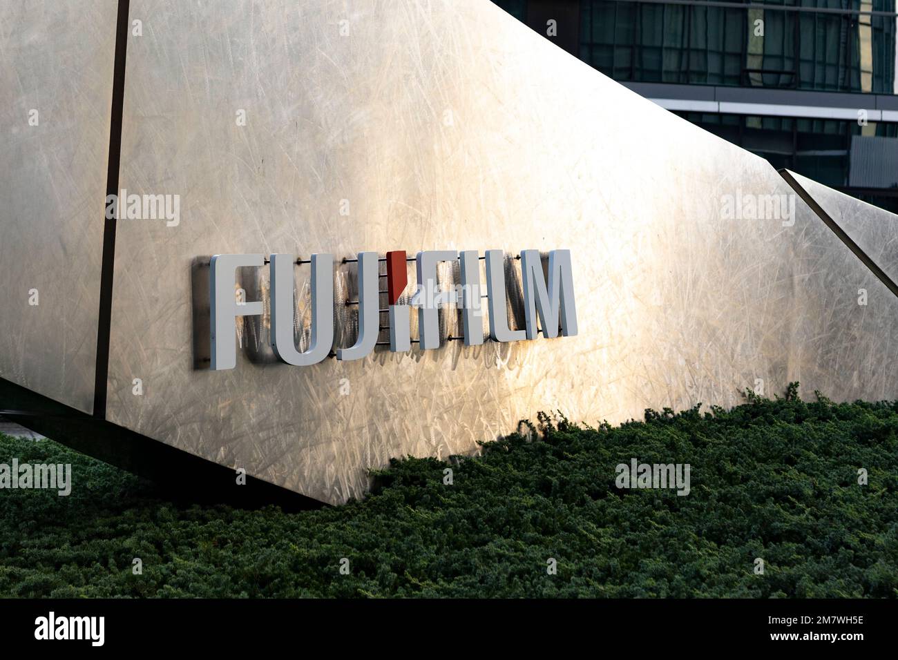 Wide ranging business hi-res stock photography and images - Alamy