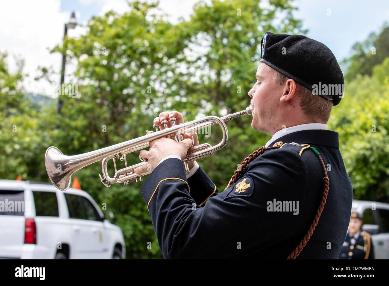 Spc. Matthew Brockman, assigned to the 3rd Infantry Division band ...