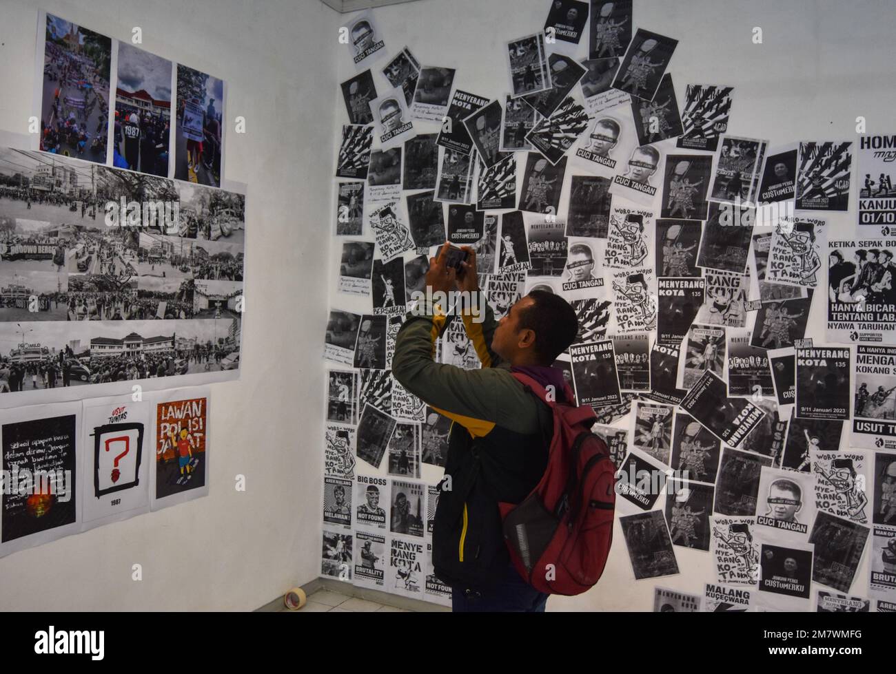 Malang, East Java, Indonesia. 10th Jan, 2023. Visitors view an art ...