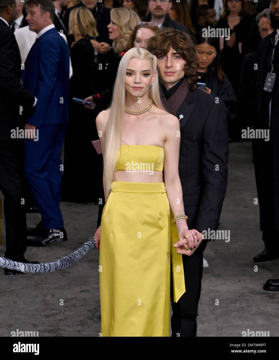 Malcolm mcrae and anya taylor joy hi-res stock photography and images ...