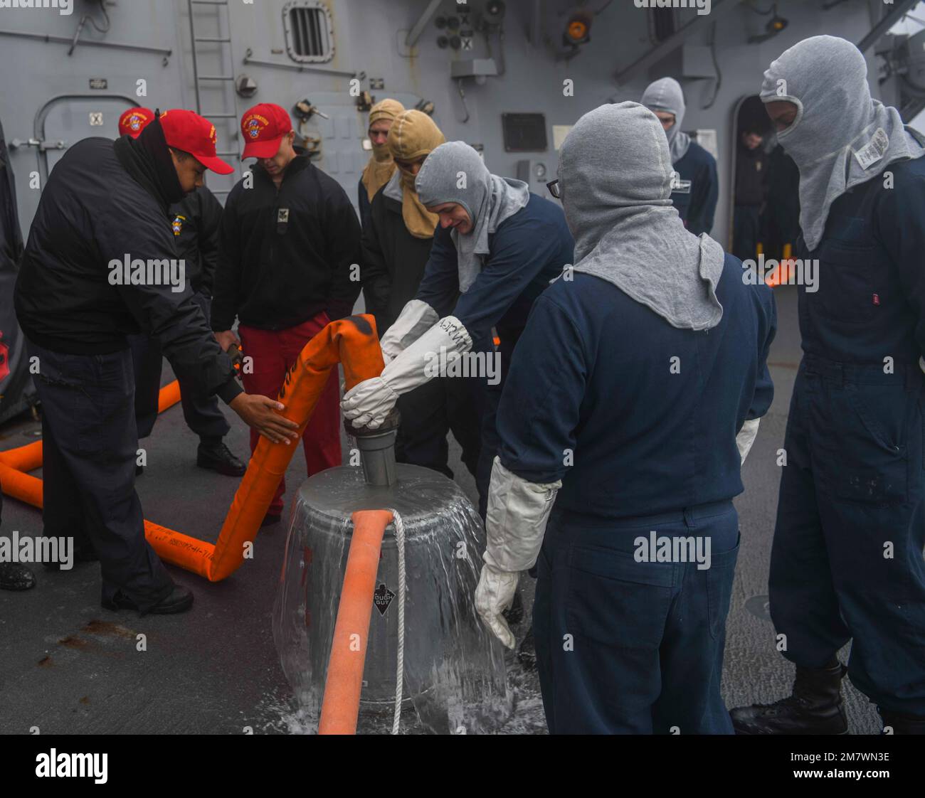 220514-N-DO281-1165 ATLANTIC OCEAN (May 14, 2022) Sailors conduct ...