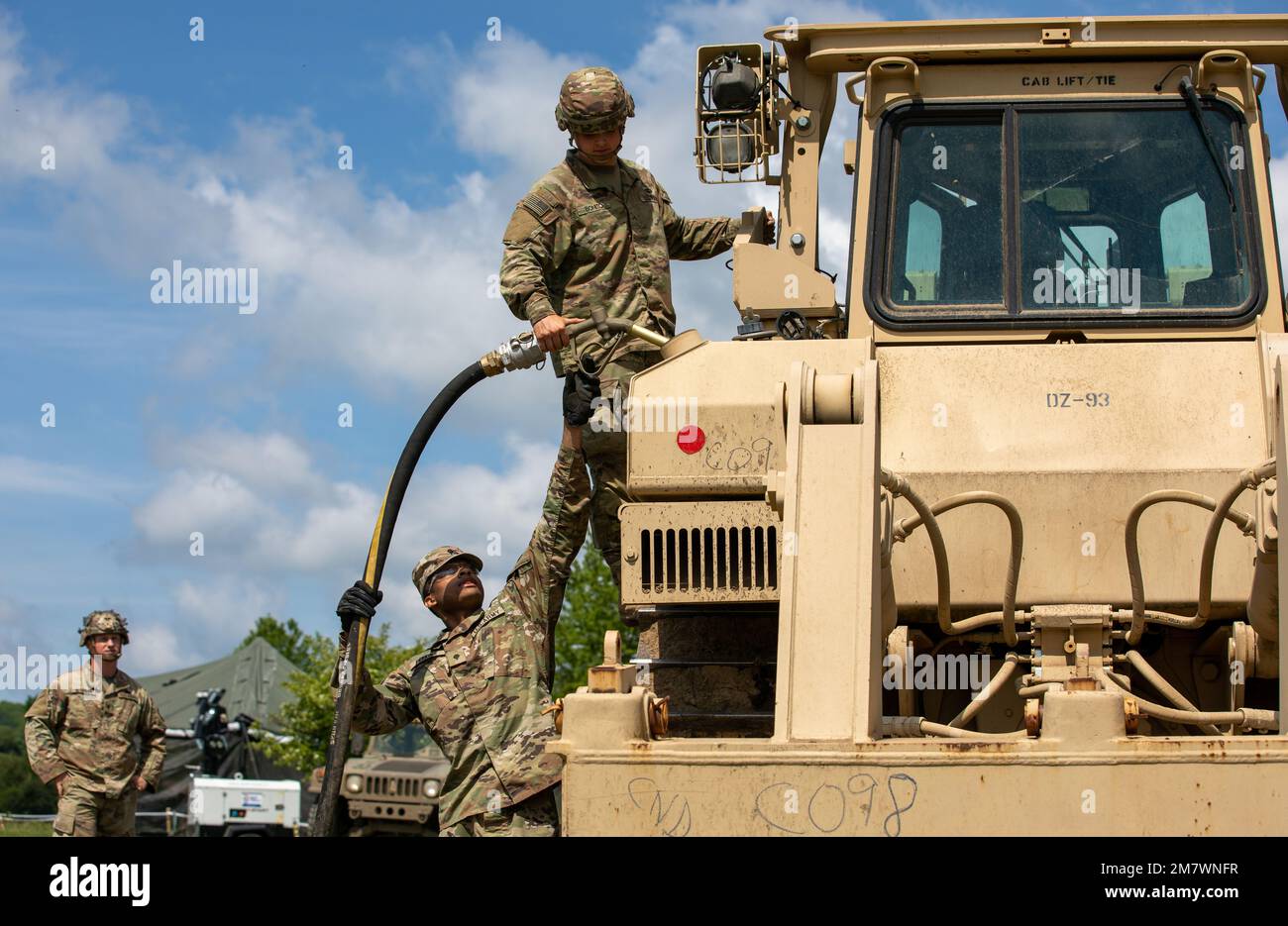 Army bull dozers hi-res stock photography and images - Alamy