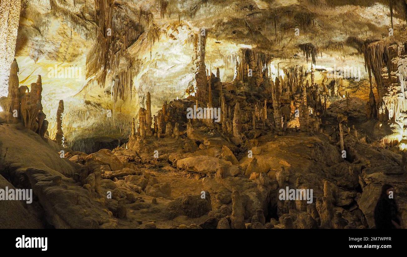 fascinating world of dripstone cave Cuevas del Drach, Mallorca, Spain ...
