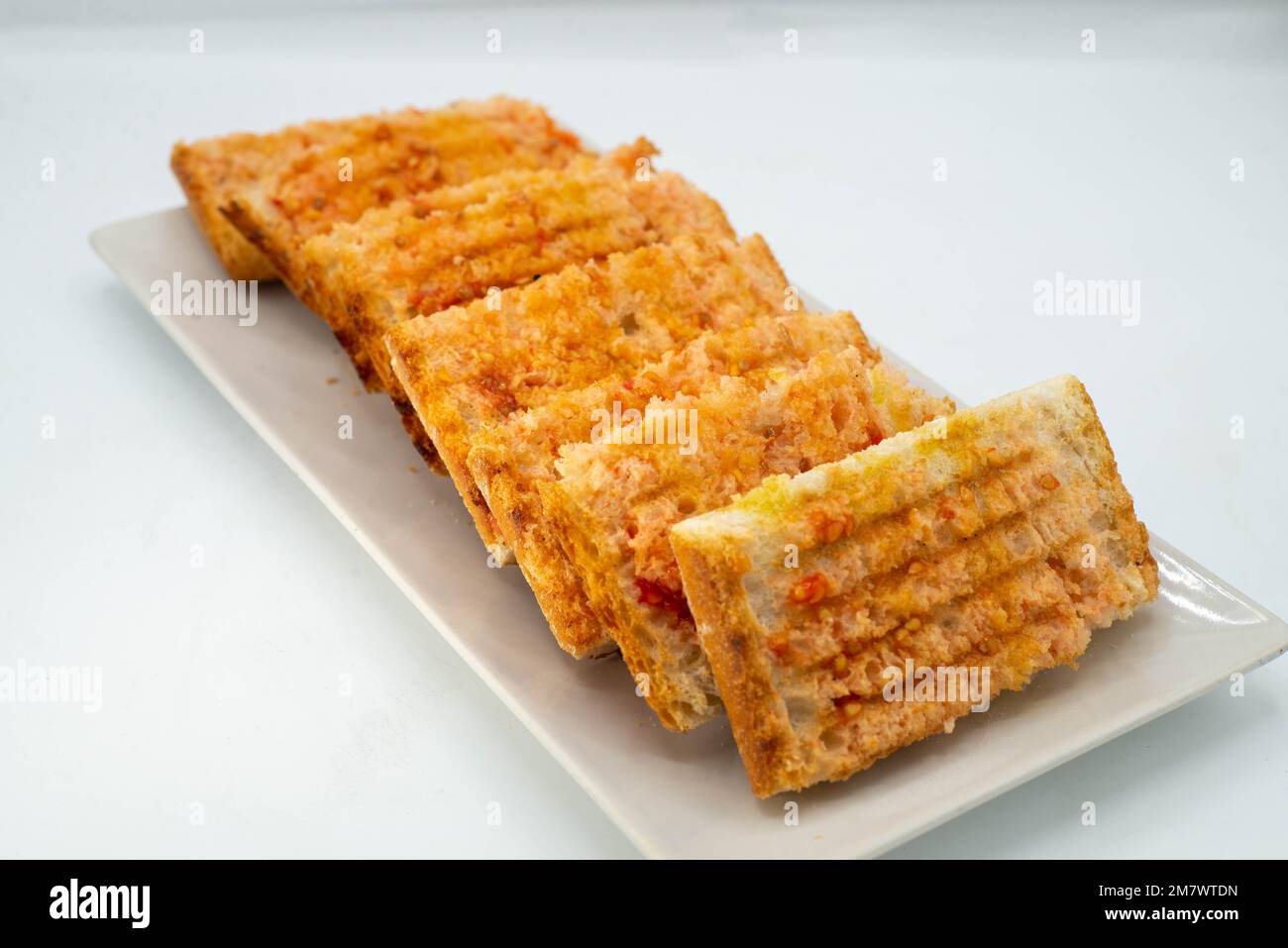 Ration of toasted bread with tomato typical of Catalonia Stock Photo ...