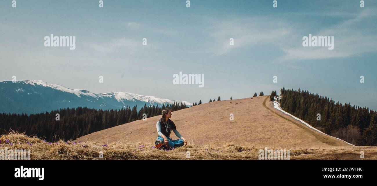 Vertical shot person hiking hi-res stock photography and images - Alamy