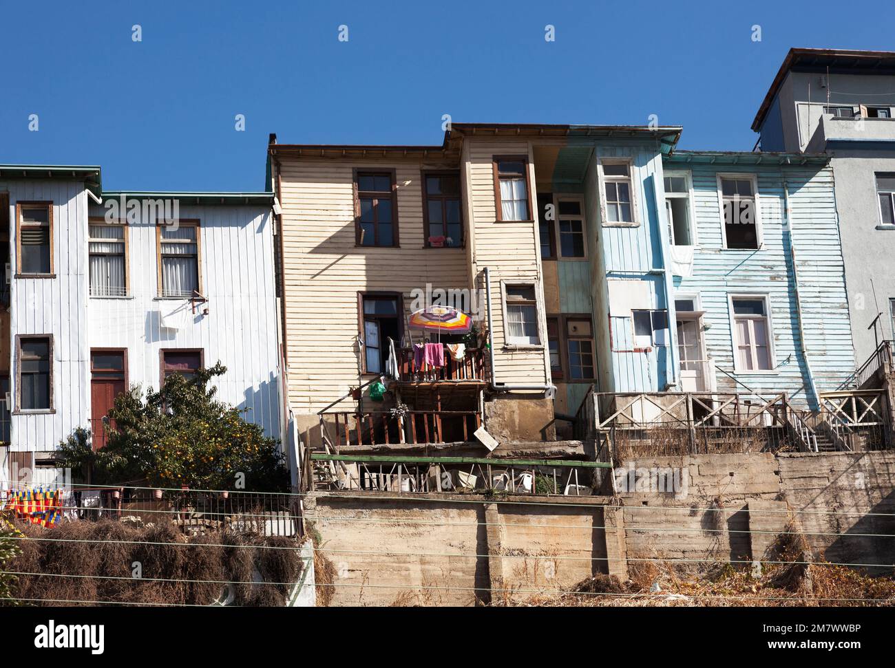 Valparaiso, Chile. May 10, 2015: Houses on Cerro Concepcion, Valparaiso ...