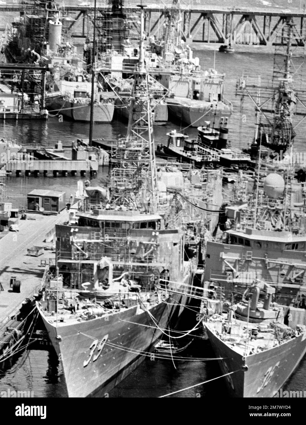 A port bow view of the guided missile frigate DOYLE (FFG-39) under ...