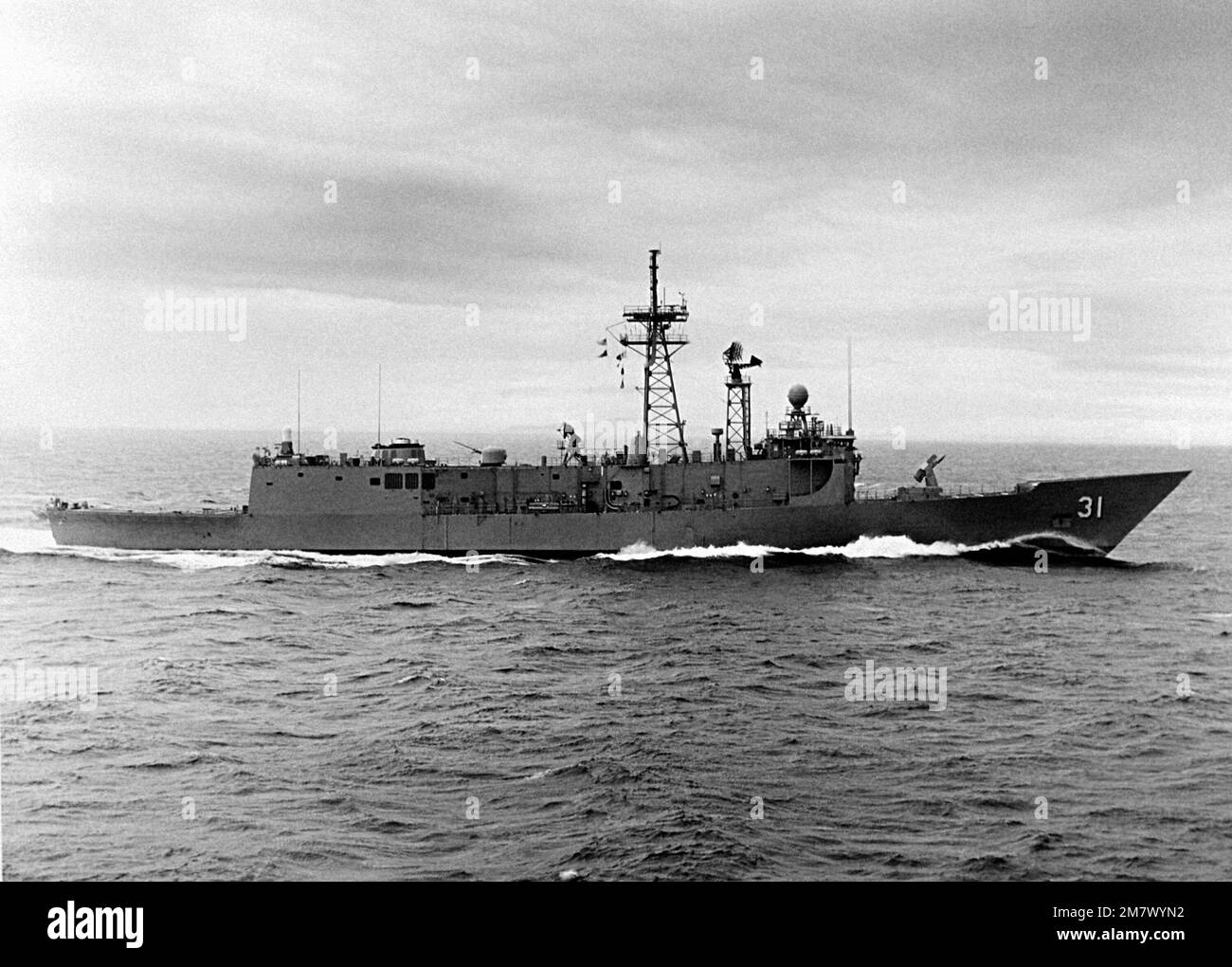A starboard beam view of the guided missile frigate USS STARK (FFG 31 ...