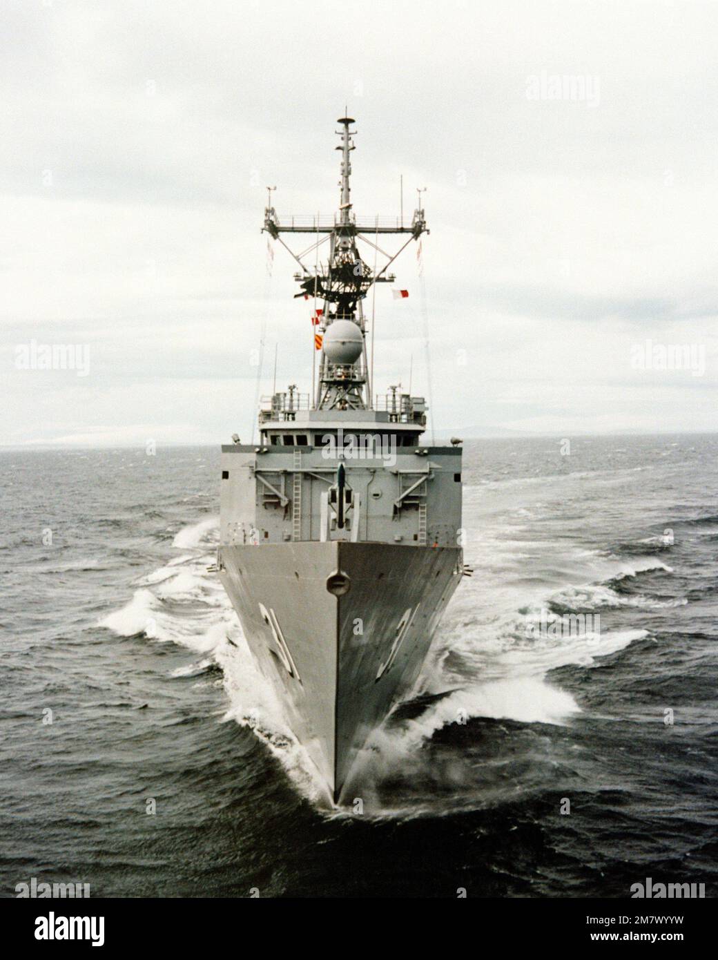 An bow view of the guided missile frigate STARK (FFG-31) as Todd ...