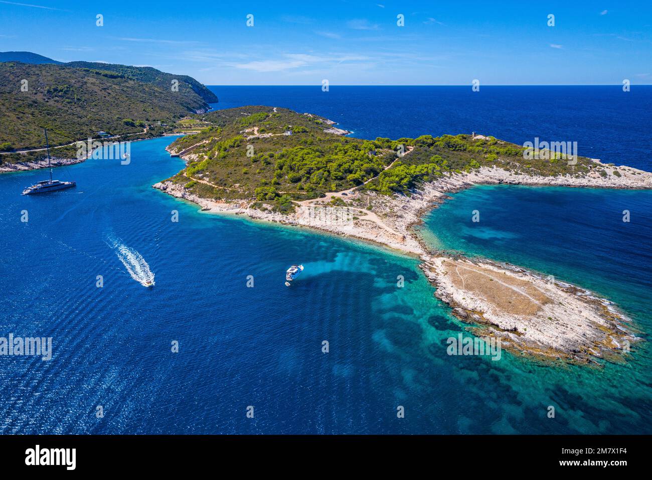 Host lighthouse vis hi-res stock photography and images - Alamy
