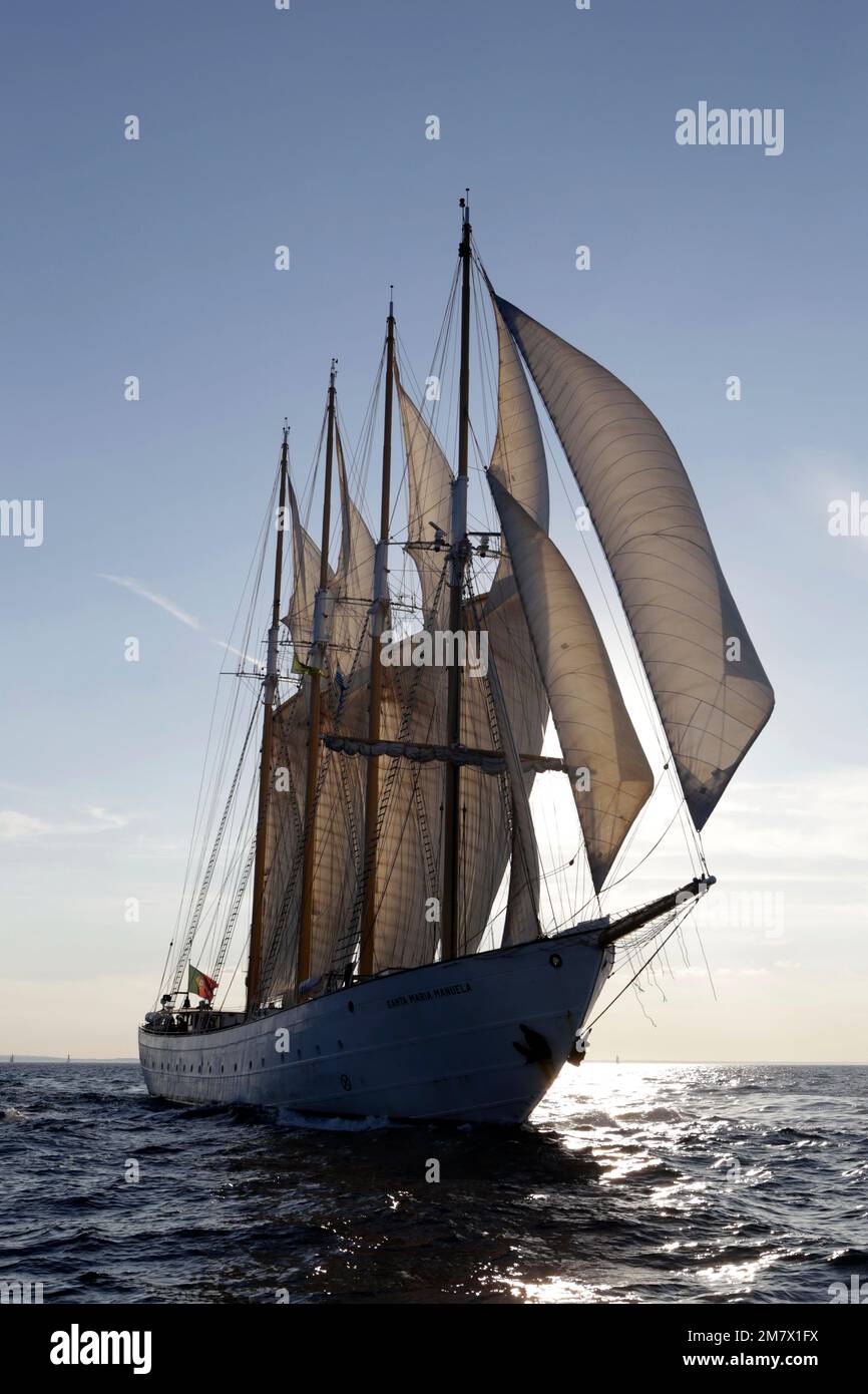 Portuguese schooner Santa Maria Manuela, Sunderland race start, 2018 ...