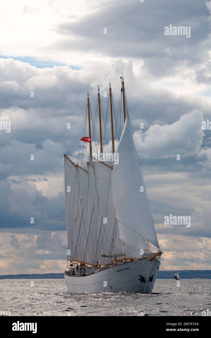 Portuguese schooner Santa Maria Manuela, Hartlepool race start, 2010 ...