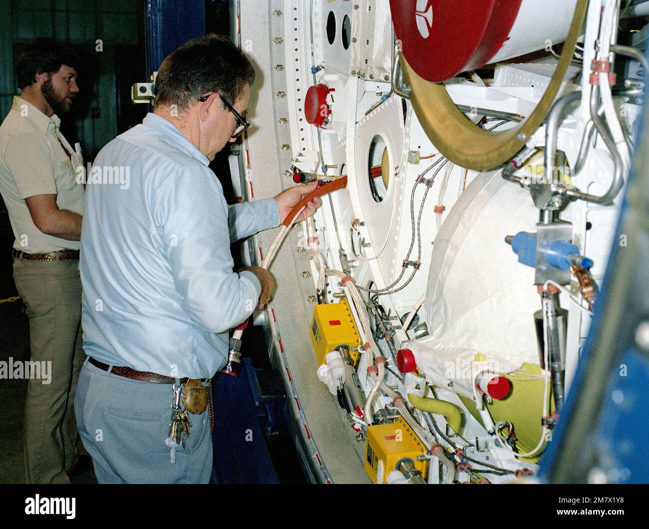 Wiring stage hi-res stock photography and images - Alamy