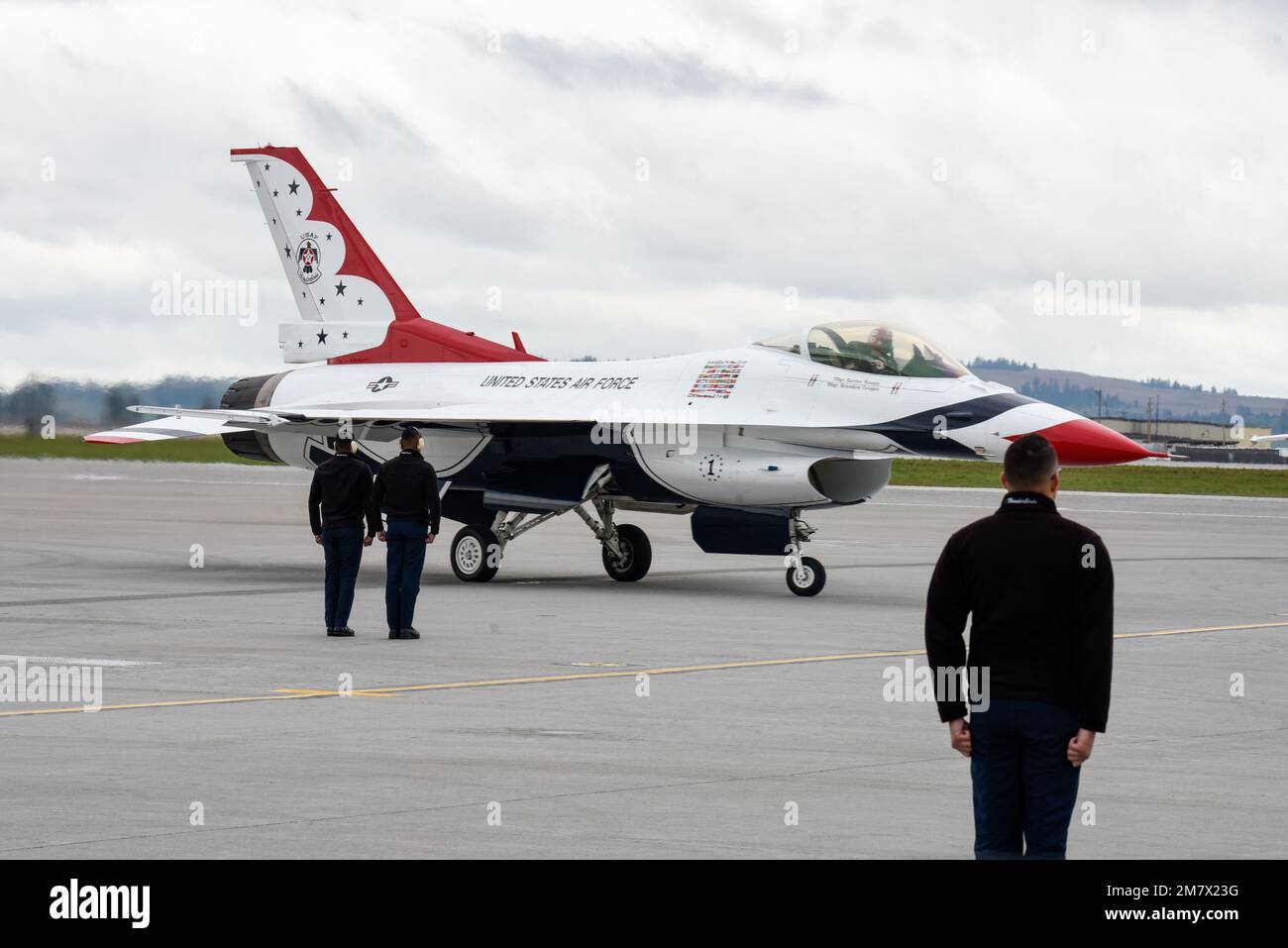 High performance takeoff hi-res stock photography and images - Alamy
