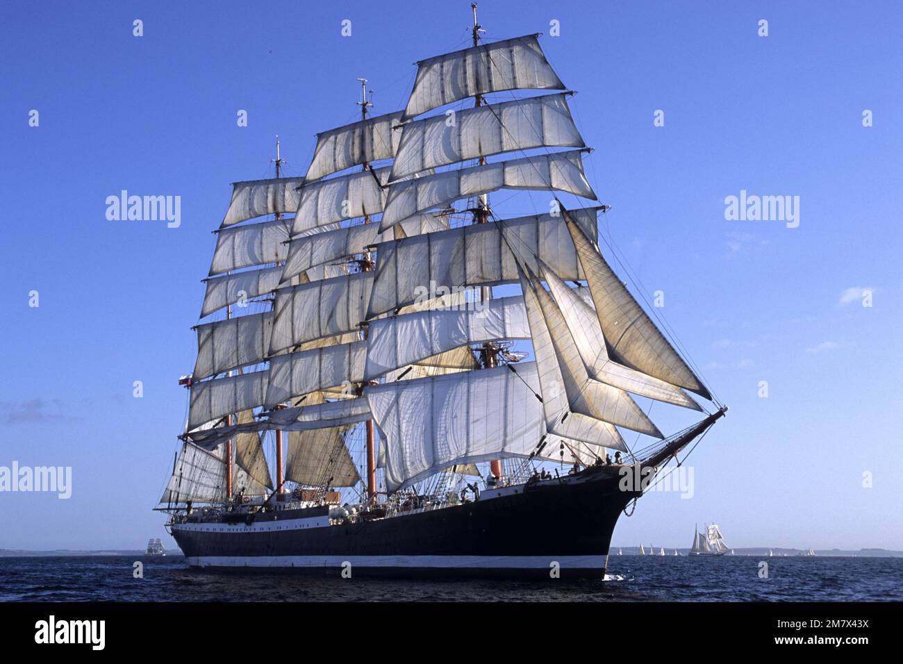 Russian tall ship Sedov, Stavanger race start, 2004 Stock Photo - Alamy