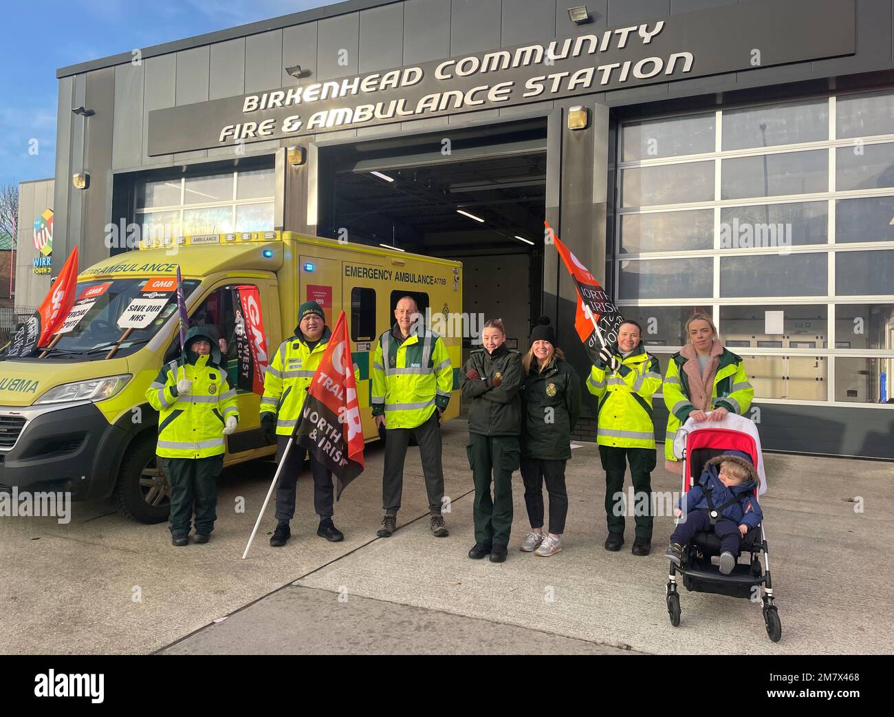 Ambulance workers on the picket line outside Birkenhead Fire and ...