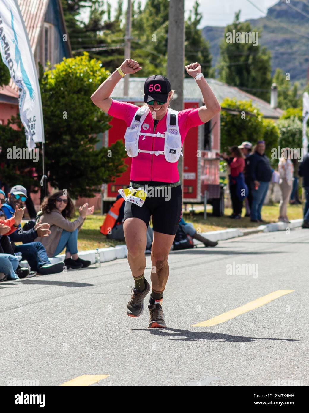 Photographic record of the triathlon sporting event "Patagonman ...