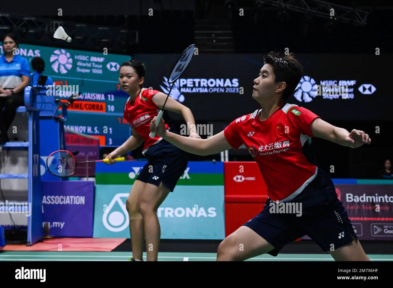 Kuala Lumpur, Malaysia. 11th Jan, 2023. China's Du Yue (R)/ Xia Yuting ...