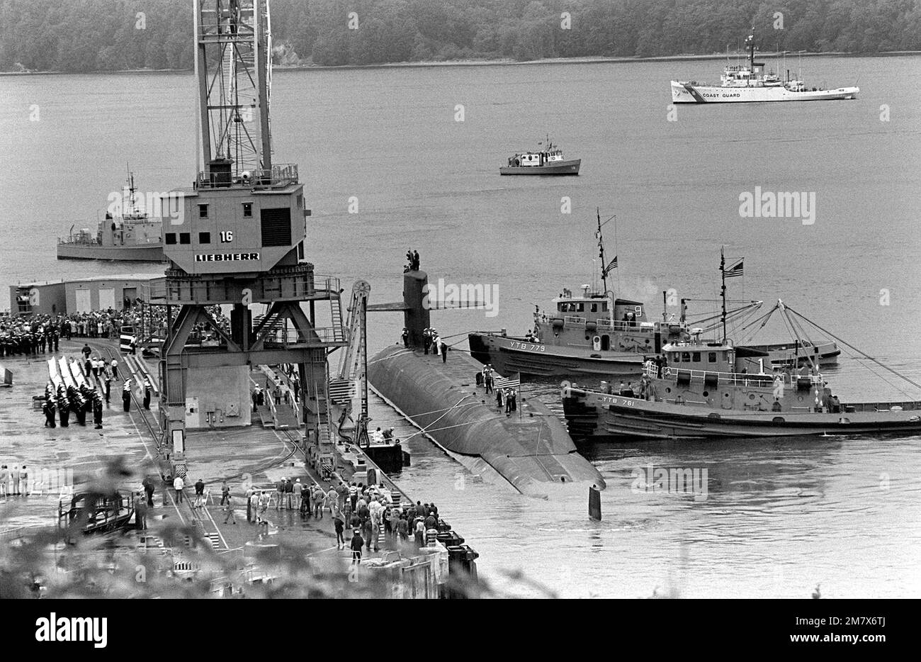 A port quarter view of the nuclear-powered strategic missile submarine ...