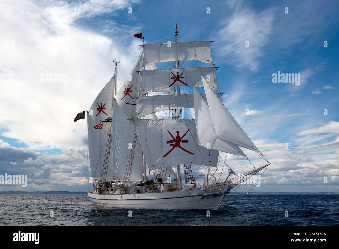 Tall ship shabab oman hi-res stock photography and images - Alamy