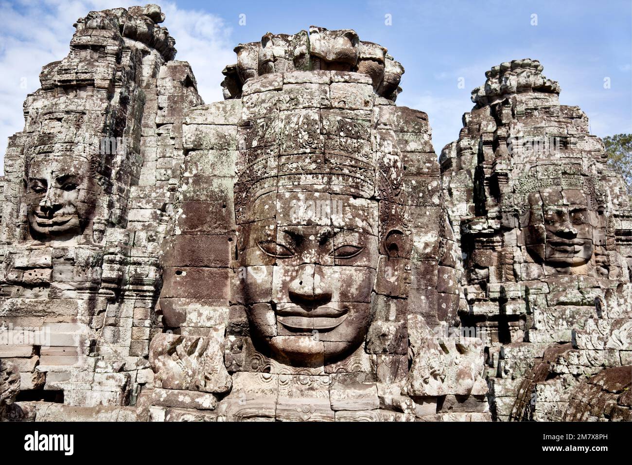 faces in the temples of angkor Stock Photo - Alamy