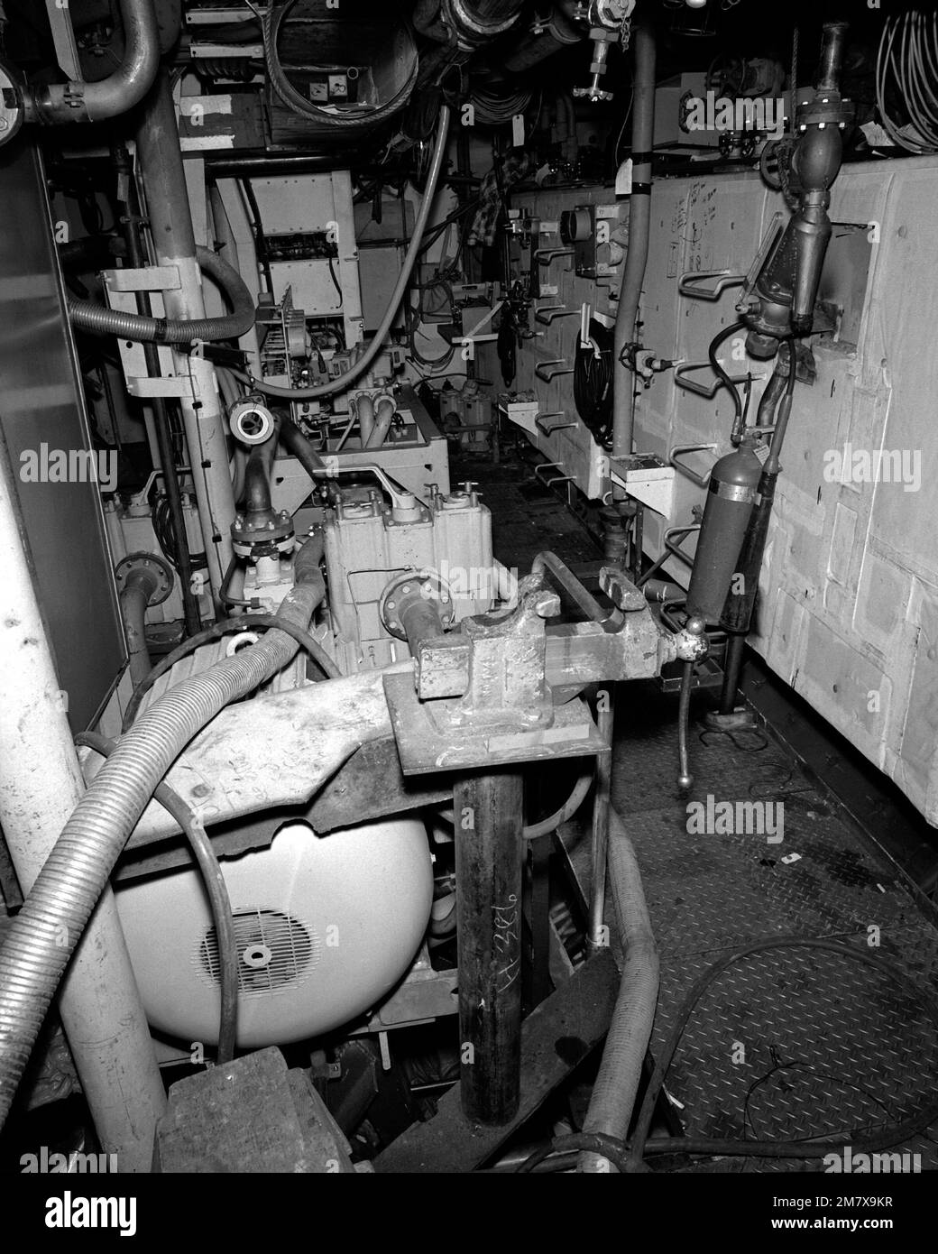 The lower level engine room aboard the guided missile frigate KLAKRING ...
