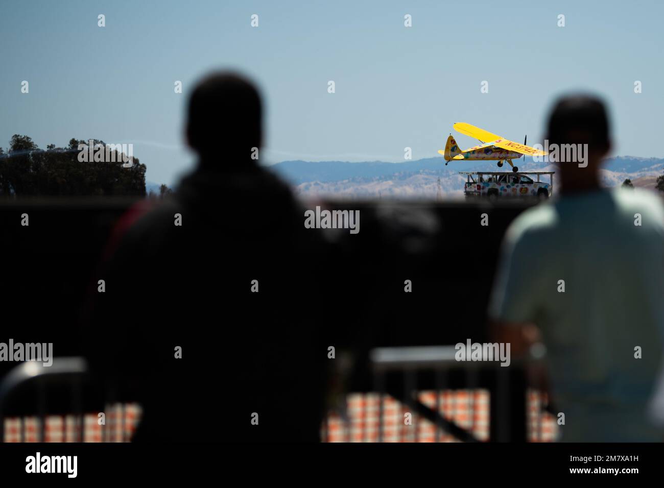 Kent Pietsch pilots the Jelly Belly demonstration plane during Wings ...