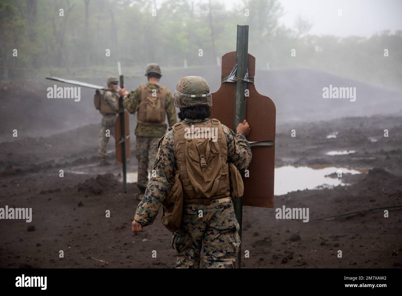 U.S. Marines with Marine Wing Support Squadron (MWSS) 171 set up ...