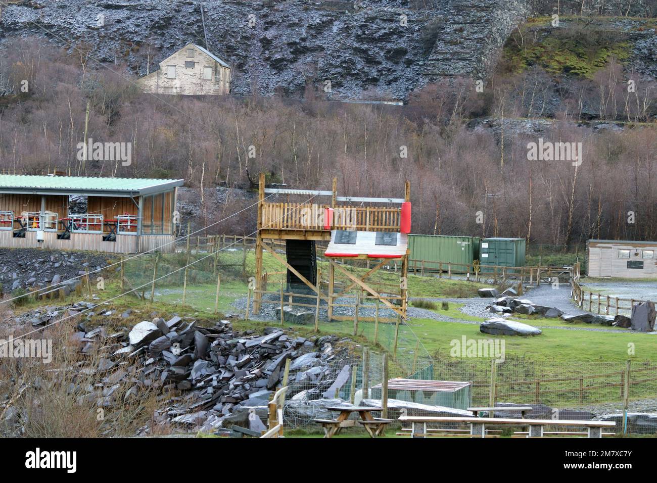 Penrhyn quarry zipline hi-res stock photography and images - Alamy