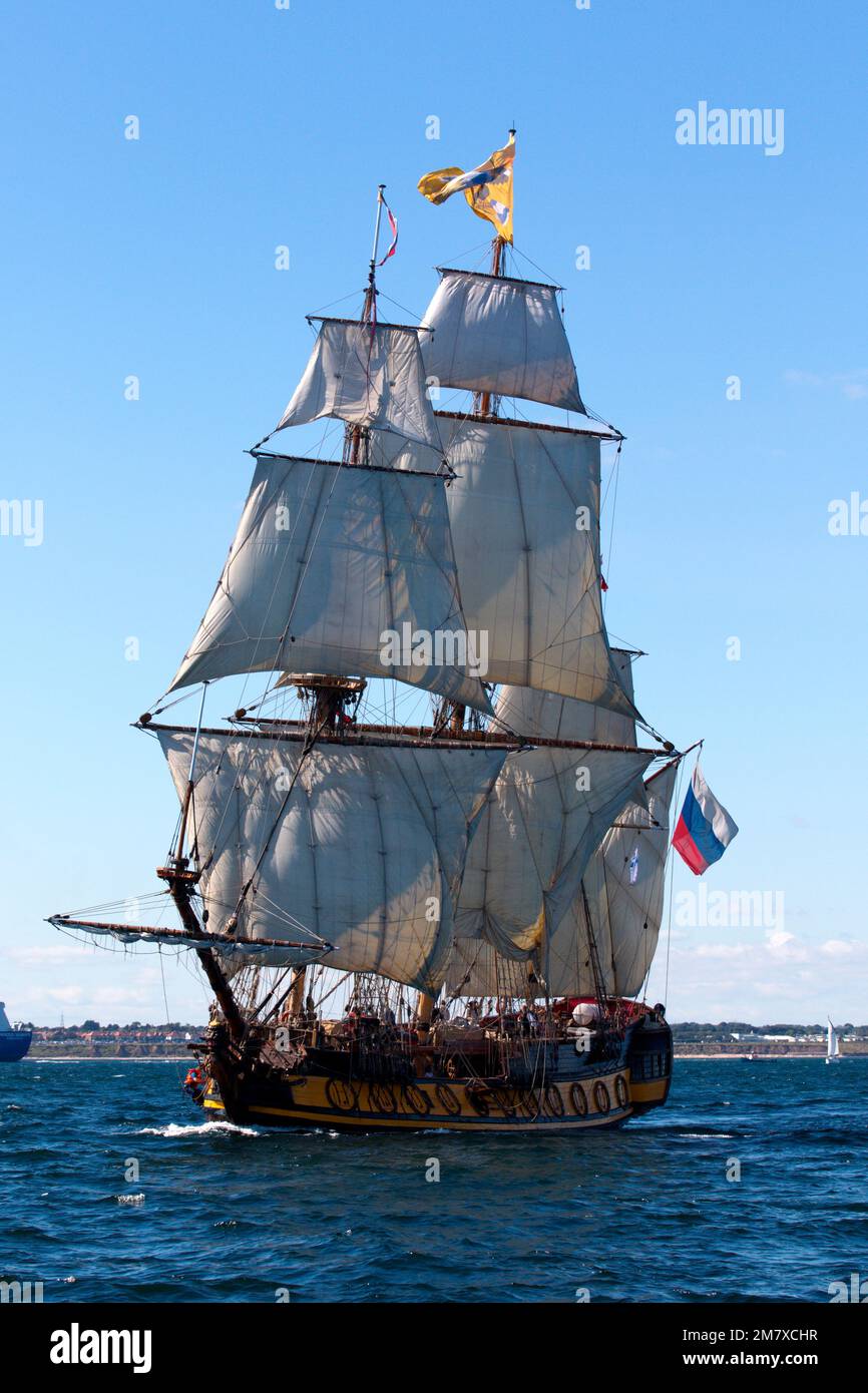 Russian replica frigate Shtandart, Blyth race start, 2016 Stock Photo ...